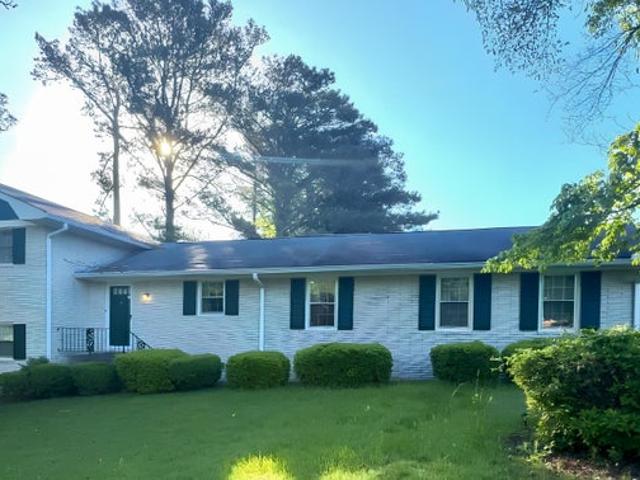 Newly renovated & spacious Conyers House with Dini