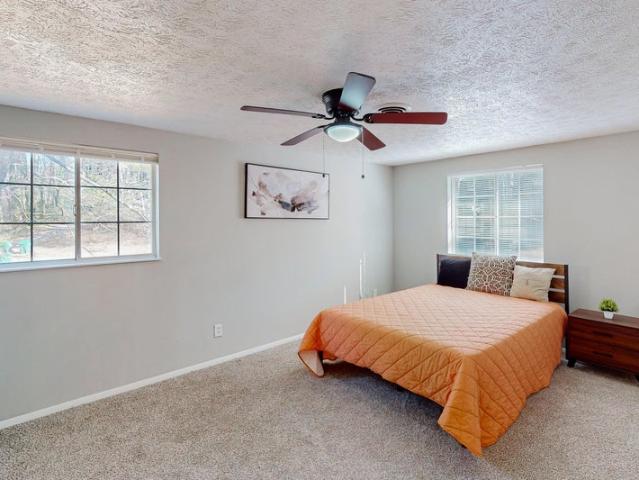 Newly Renovated Stone Mountain House Close To Amen
