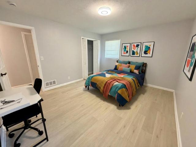 Newly renovated rooms for professionals | All uti
