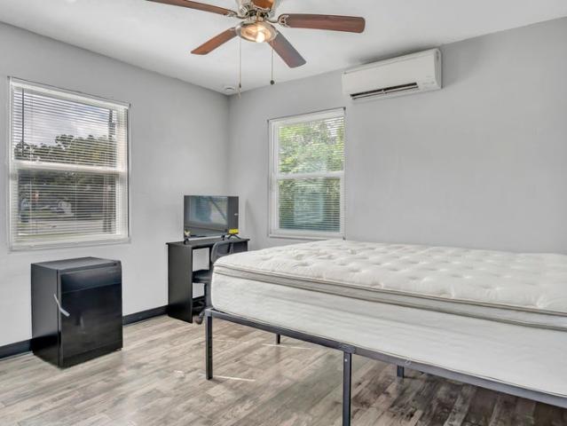 Newly Renovated Rooms Near Downtown, UCF, Valencia