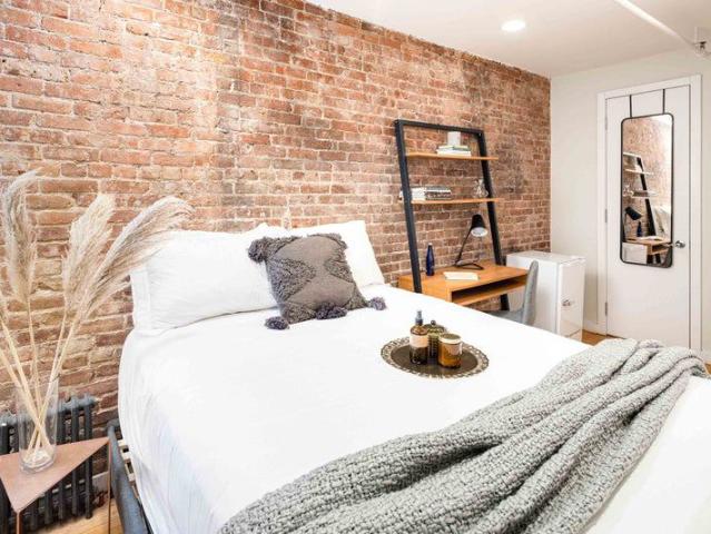 Newly Renovated Townhouse Close to Central Park