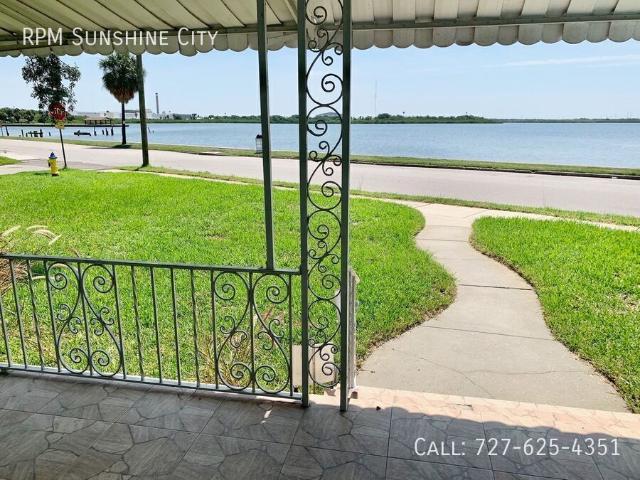 Newly Renovated Tampa Unit | Rent Waived During Future City Elevation Project!