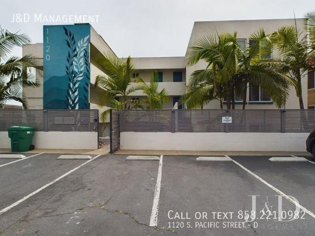 Newly Renovated Unit Just Steps from the Beach w/ Parking