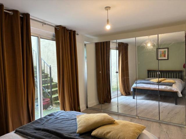 Newly Refurb 1 Bed Flat with Garden
