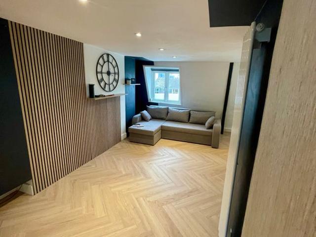 ✨Newly refurbished 2 bed flat | Price negotiable