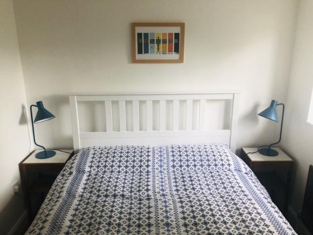 Newly Refurbished City Centre Apartment