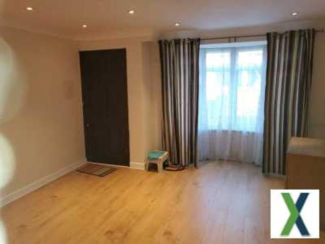 Newly refurbished One bedreoom Studio Flat New Malden, Raynes Park