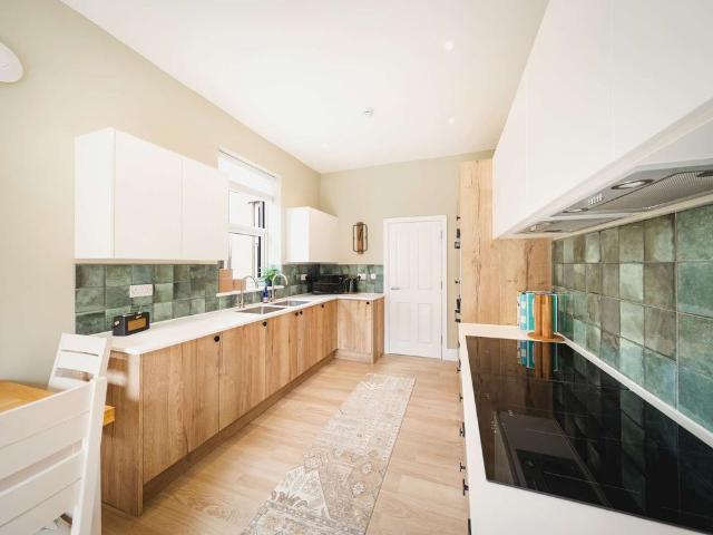 Newly refurbished shared house Room 1