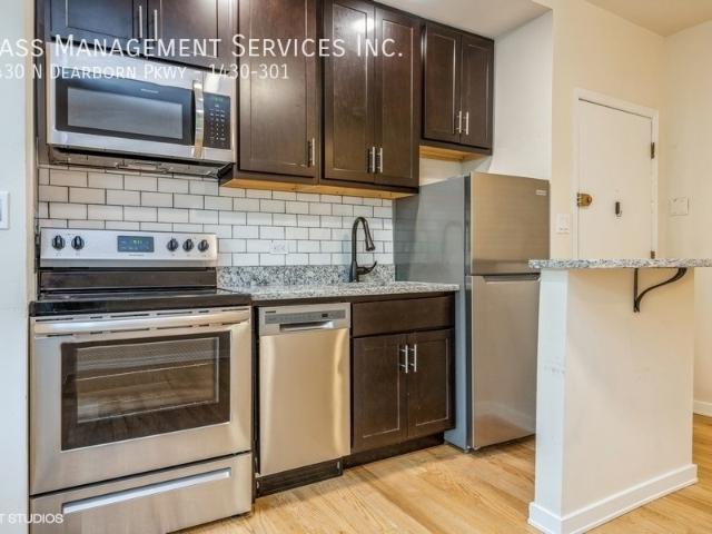 Newly rehabbed 1bedroom in The Gold Coast