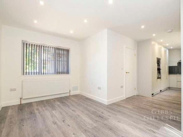 Newlyn Gardens, Harrow, HA2