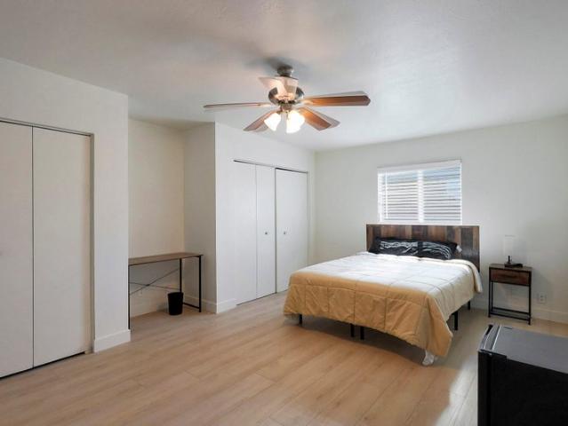 Newlyrenovated Chandler House with extra large roo