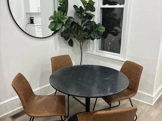 Newlyrenovated & comfy Home Close To Temple Univer