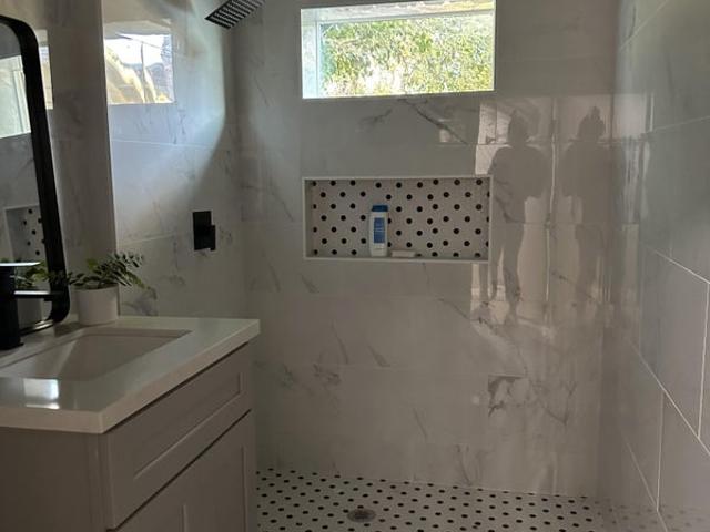 Newlyrenovated & comfy Houston Duplex Multiplex w
