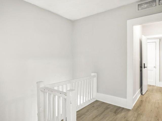 Newlyrenovated & comfy Jacksonville Duplex Multip