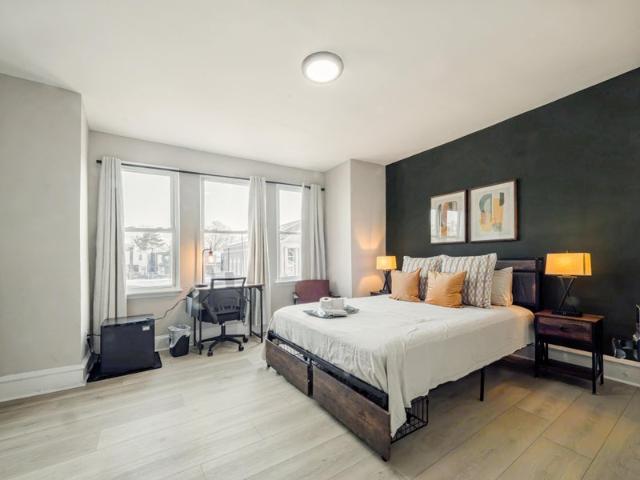 Newlyrenovated & comfy Philadelphia Townhouse
