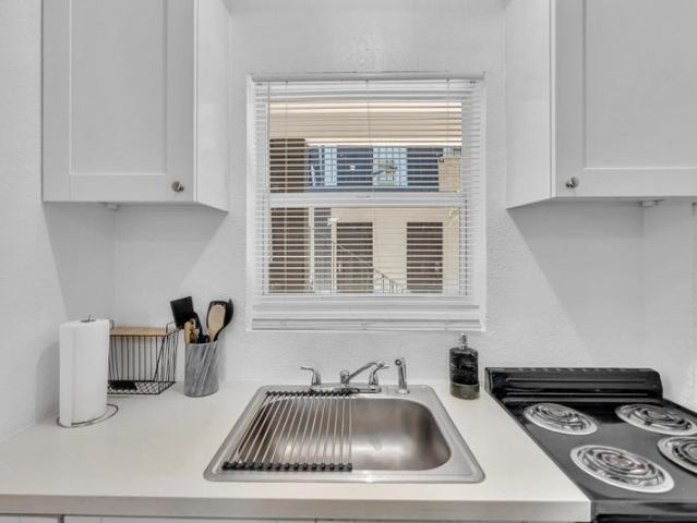 Newlyrenovated & cozy Miami Apartment
