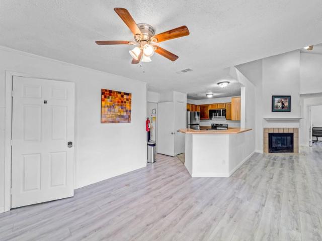 Newlyrenovated & cozy Dallas House with Backyard