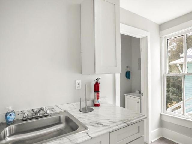 Newlyrenovated & cozy Jacksonville Duplex Multipl