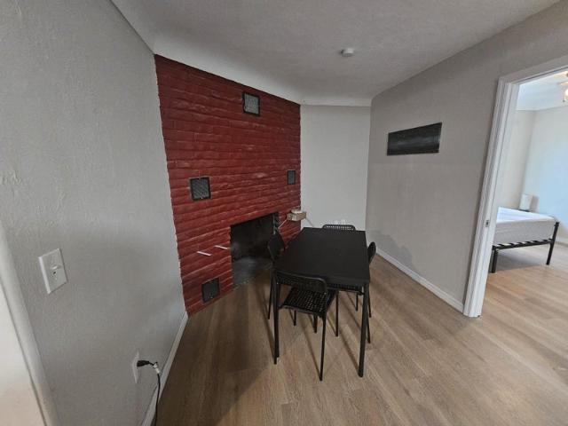Newlyrenovated & cozy St. Petersburg House with Di