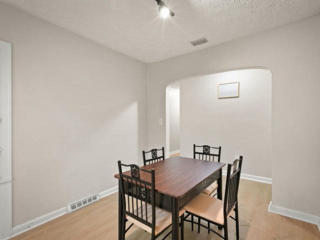 Newlyrenovated & highquality Jacksonville House wi