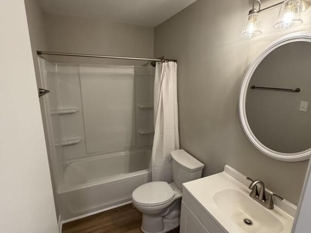 Newlyrenovated Hopewell House. Highquality & Move