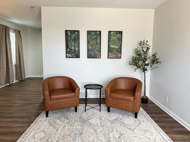 Newlyrenovated Kansas City Duplex minutes away fro