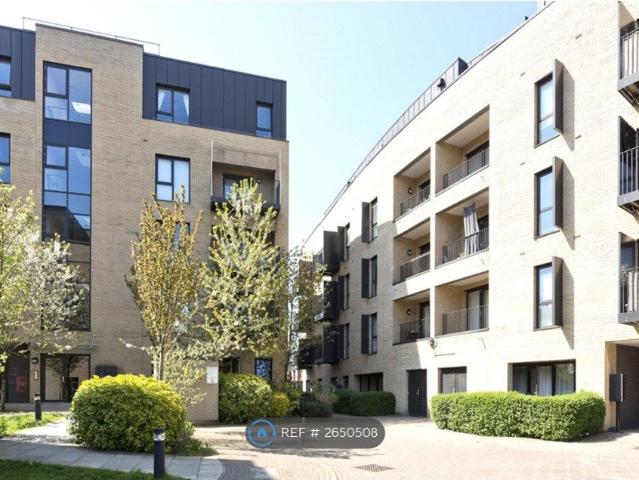 Newman Close, London NW10, 1 bed flat to rent, £1,750 pcm | PrimeLocation