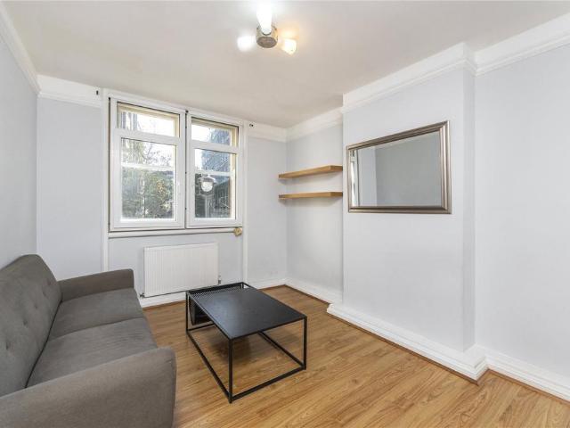 Newman Street, Fitzrovia, London, W1T 2 bed apartment to rent £3,315 pcm £765 pw