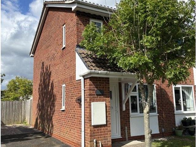 Newman Way, Birmingham B45, 2 bed end terrace house to rent, £1,050 pcm | PrimeLocation