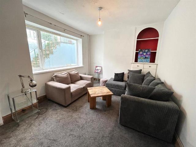 Newmarket Road, Brighton 5 bed property to rent £2,650 pcm £612 pw