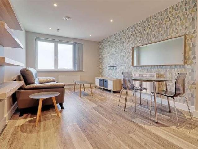 Newmarket Road, Cambridge, CB5