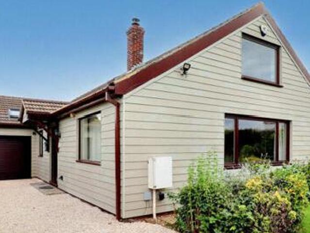 Newmarket Road, Moulton, 5 Bedroom Chalet