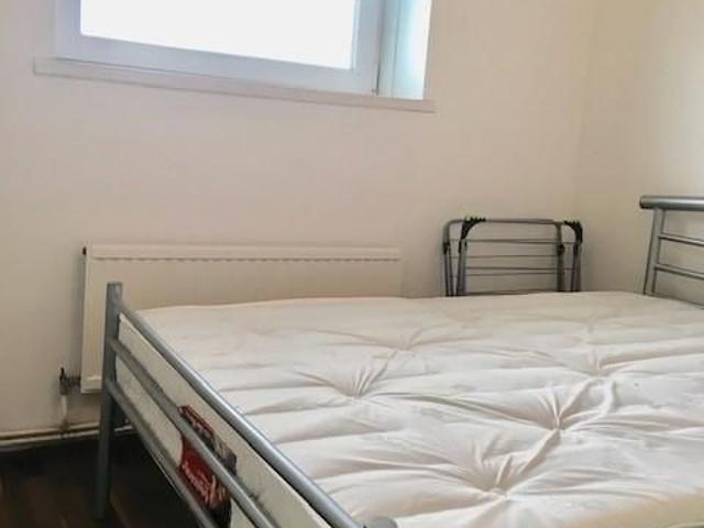 Newmill House, Devas Street, London E3, Room to rent, £750 pcm | PrimeLocation