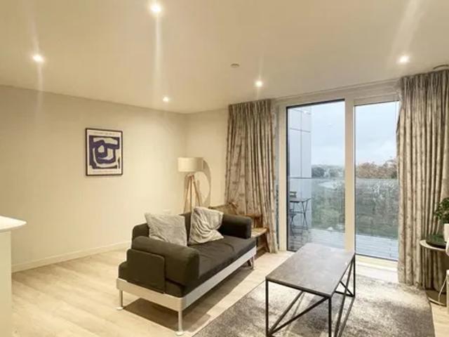 Newnton Close, London, N4 2RJ, United Kingdom | 3 bed apartment for rent #133305717 | Rentberry