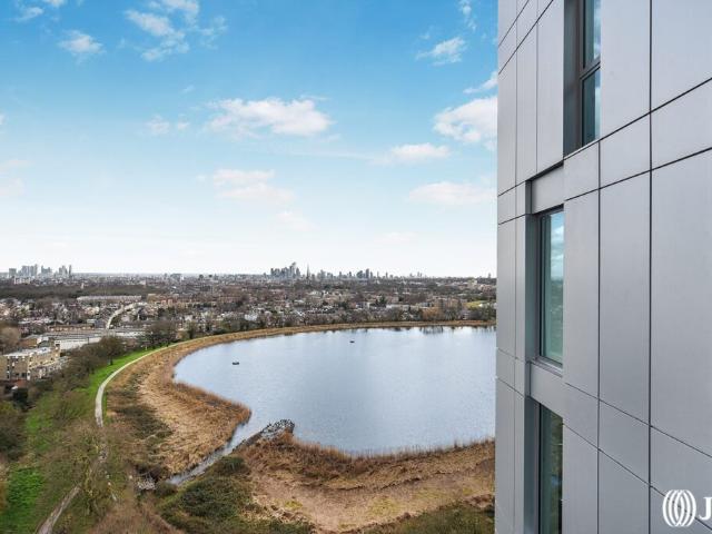 Newnton Close, London N4, 3 bed flat to rent, £3,600 pcm | PrimeLocation