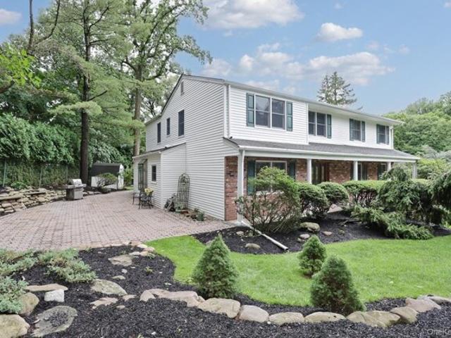 Newport Ave, Tappan, Home For Sale