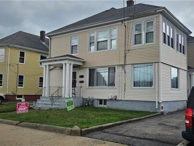 Newport Ave, Pawtucket, Home For Sale