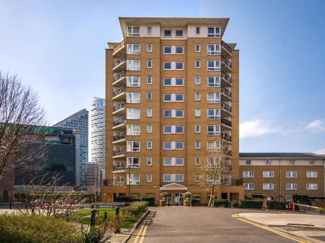 Newport Avenue E14, 2 bed flat to rent, £2,250 pcm | PrimeLocation