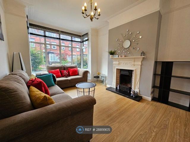 Newport Gardens, Leeds LS6, Room to rent, £525 pcm | PrimeLocation