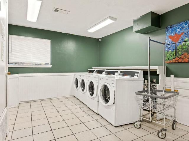 Newport Granada Apartments 1 Bedroom Apartment for Rent at 3407 Nw 39th St, Oklahoma City, OK 73112