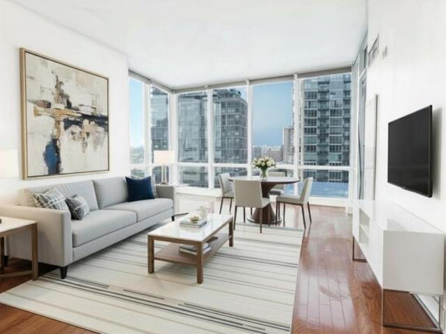 Newport Pkwy Apt,jersey City, Condo For Sale