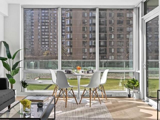 Newport Pkwy Unit S, Jersey City, Condo For Sale