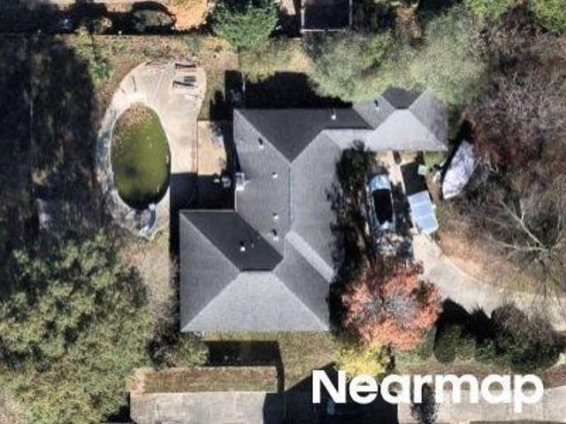 Newport Pl