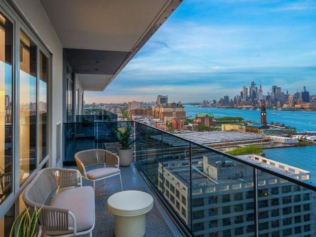 Newport Rentals 3 Bedroom Apartment for Rent at 121 Town Square Pl, Jersey City, NJ 07310 The Waterfront