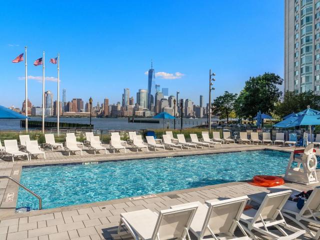 Newport Rentals 1 Bedroom Apartment for Rent at 121 Town Square Pl, Jersey City, NJ 07310 The Waterfront
