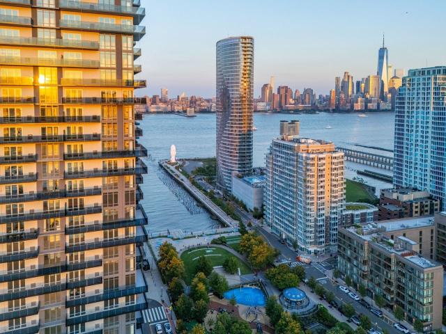 Newport Rentals 1 Bedroom Apartment for Rent at 121 Town Square Pl, Jersey City, NJ 07310 The Waterfront