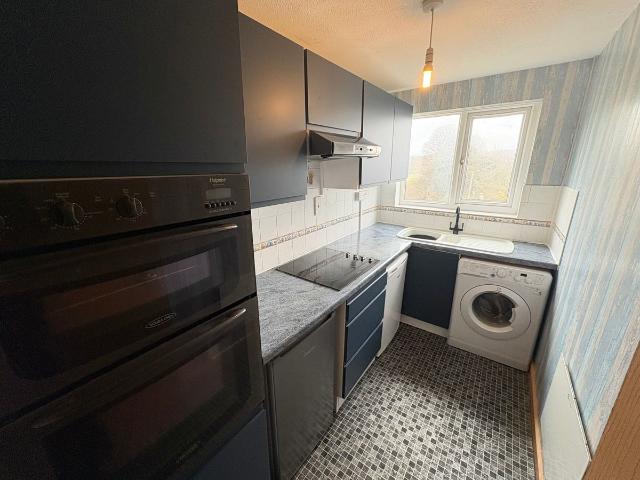 Newport Road, Cardiff CF24, 2 bed flat to rent, £1,100 pcm | PrimeLocation