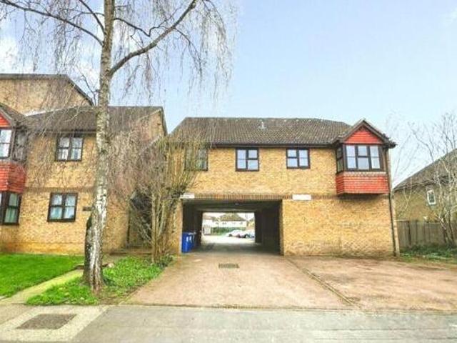 Newport Road, Aldershot, 2 Bedroom Apartment