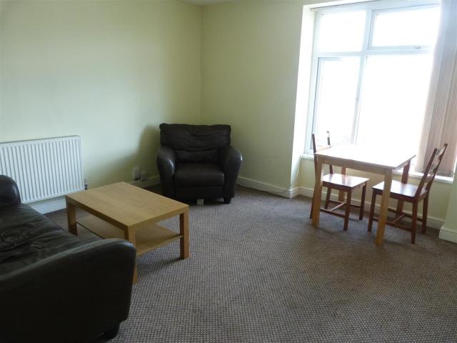 Newport Road Flat 6, Roath, Cardiff