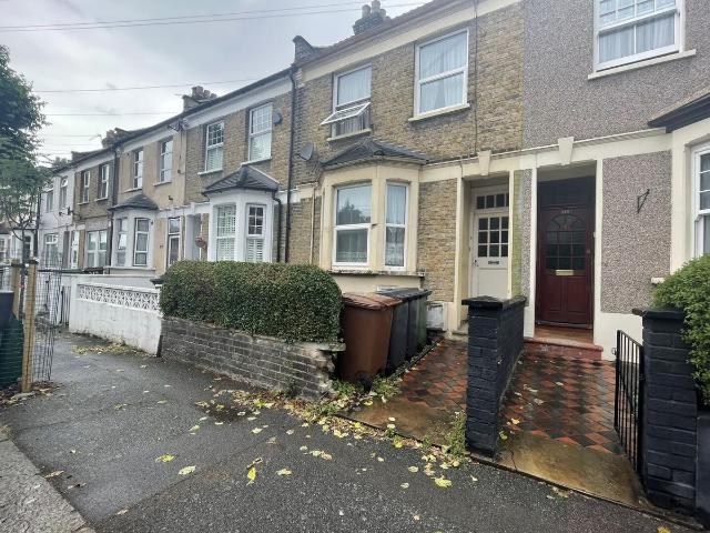 Newport Road, Leyton, London E10, 1 bed flat to rent, £1,400 pcm | PrimeLocation